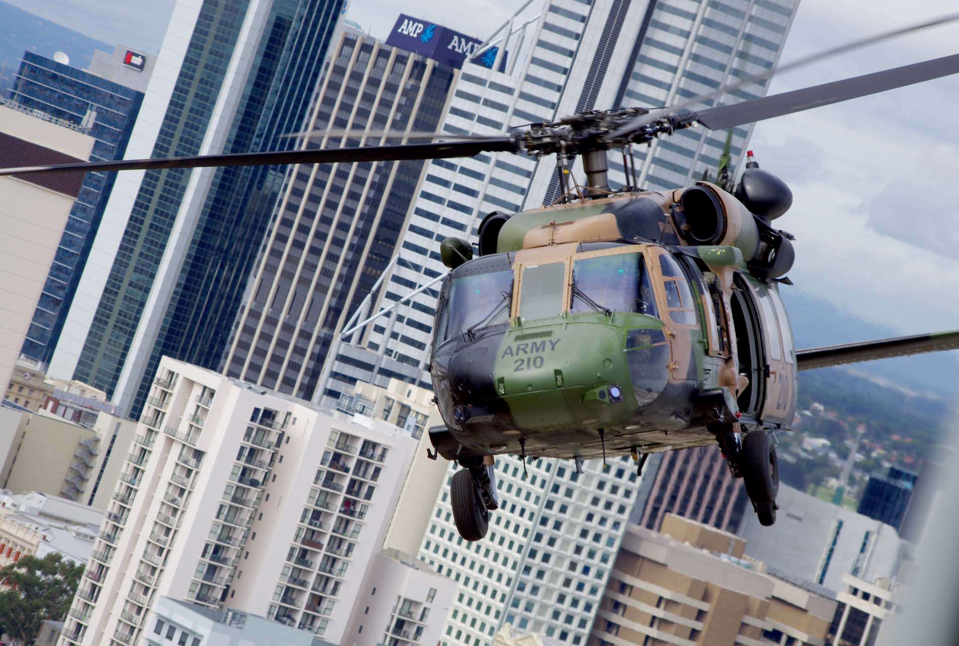 Black Hawks deployed in Perth counter-terrorism exercise - ABC News