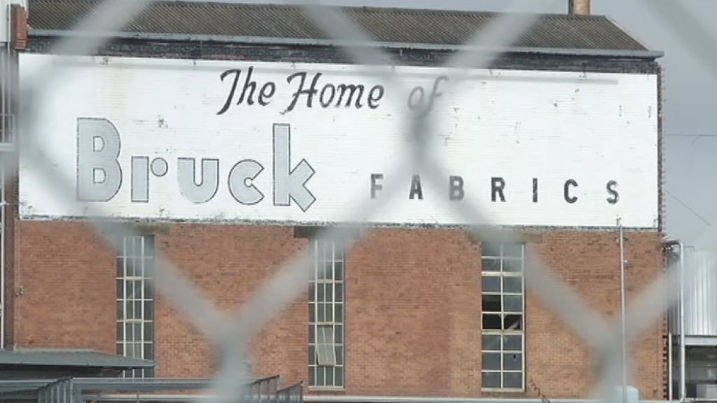 Unions claim win in entitlements fight - ABC Radio