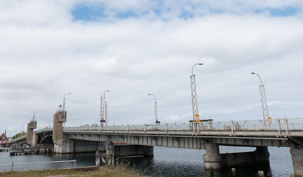 Port Adelaide's Birkenhead Bridge still moving more than 16,000 ...