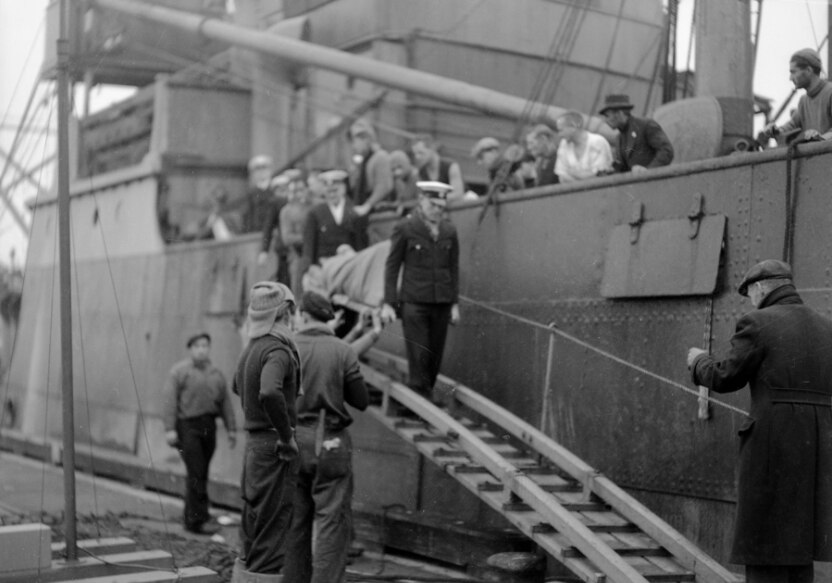 Photos tell the story of how close war came to Newcastle - ABC listen