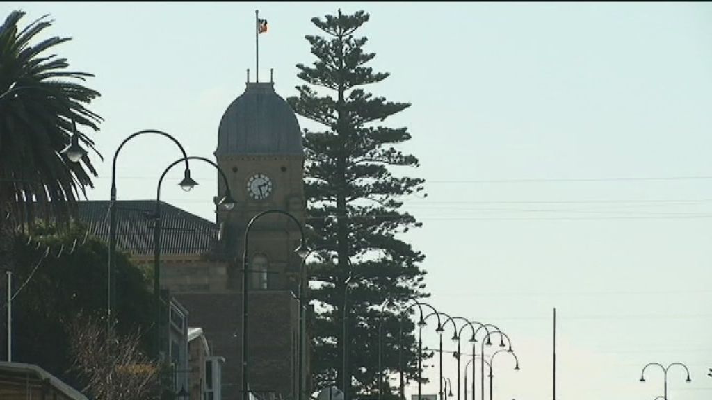 Full house for Albany's Anzac moment - ABC News