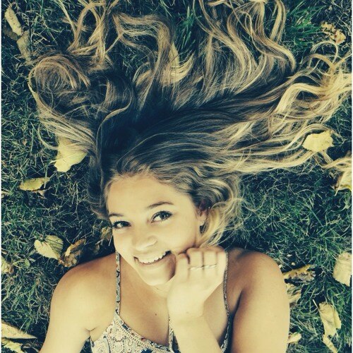 Naarah performs 'Passionfruit Vine' from 'The Sunshine Club' on Classic ...