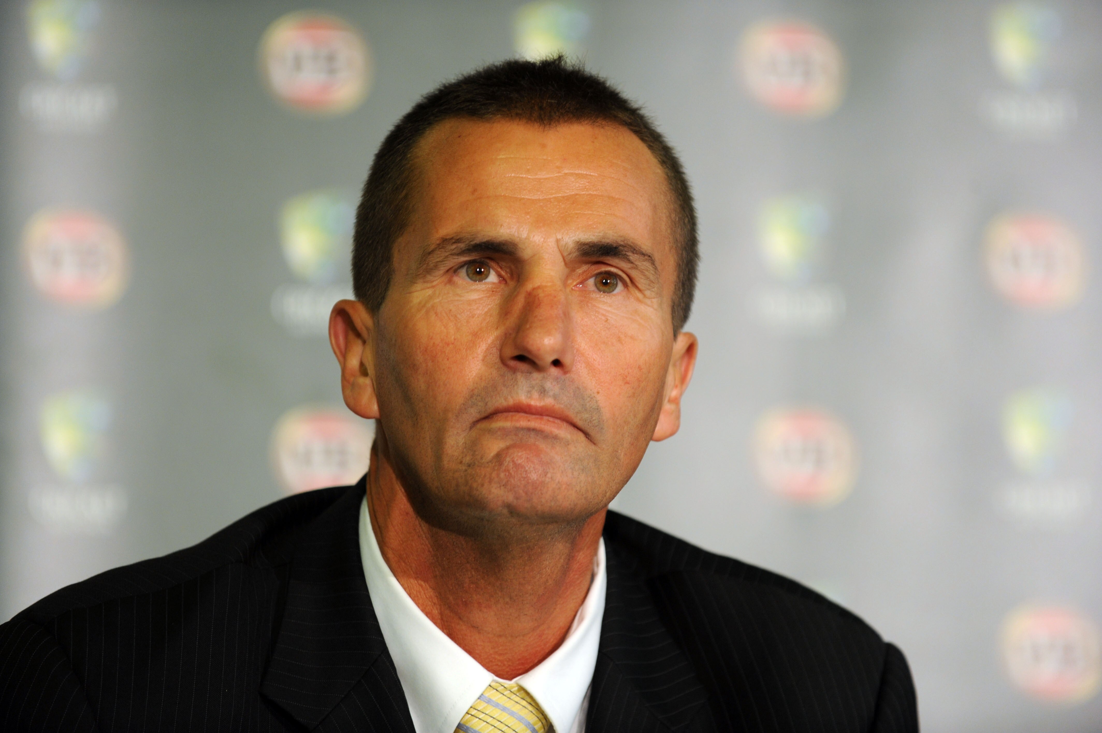 Hilditch to quit selection panel - ABC News