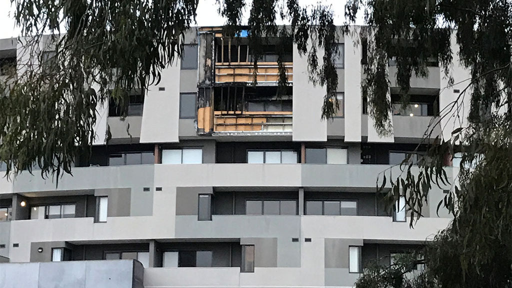 Flammable cladding prompts Melbourne lawyers to prepare for class ...