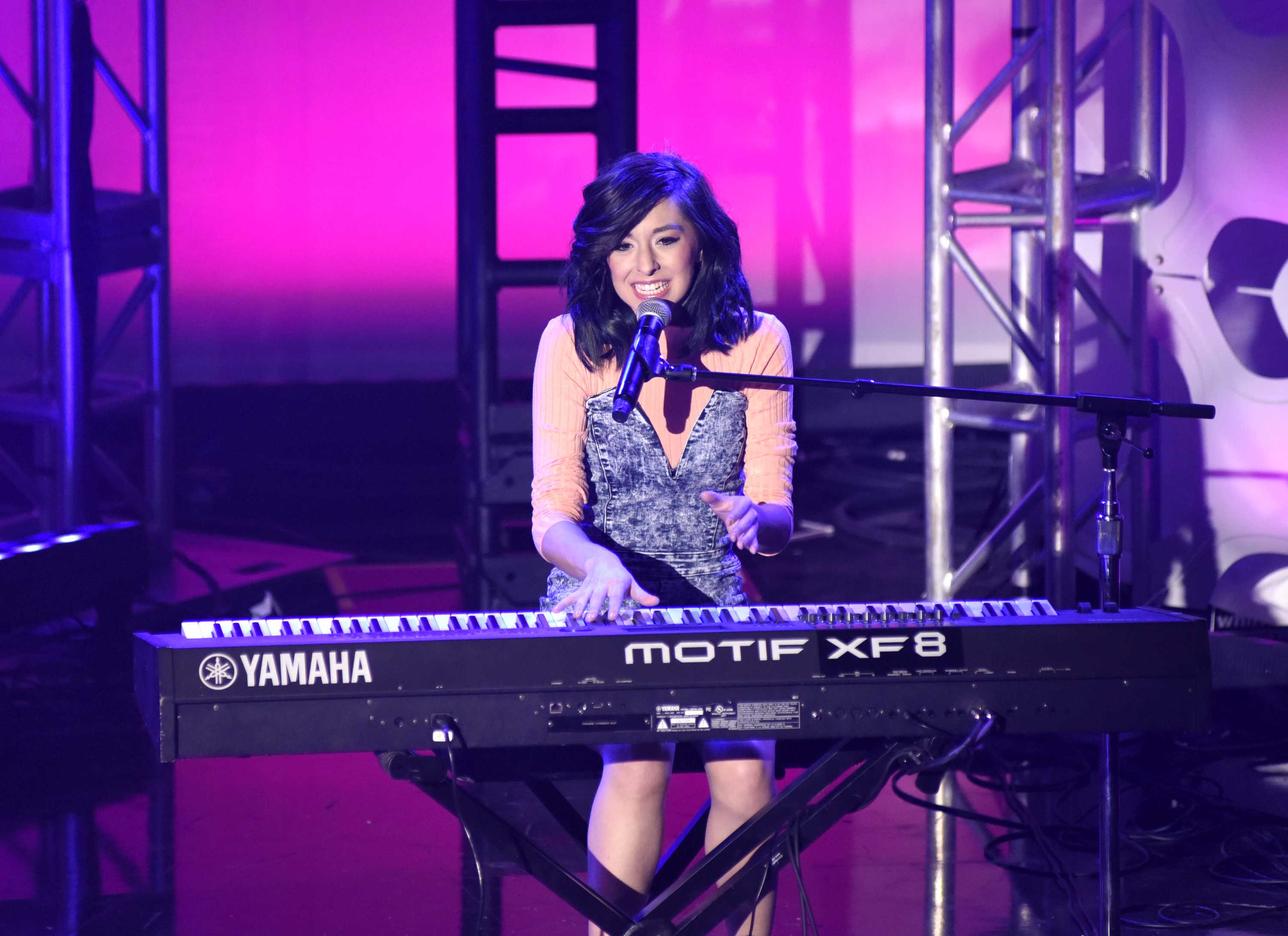 Christina Grimmie: The Voice singer dies in Orlando shooting, police ...
