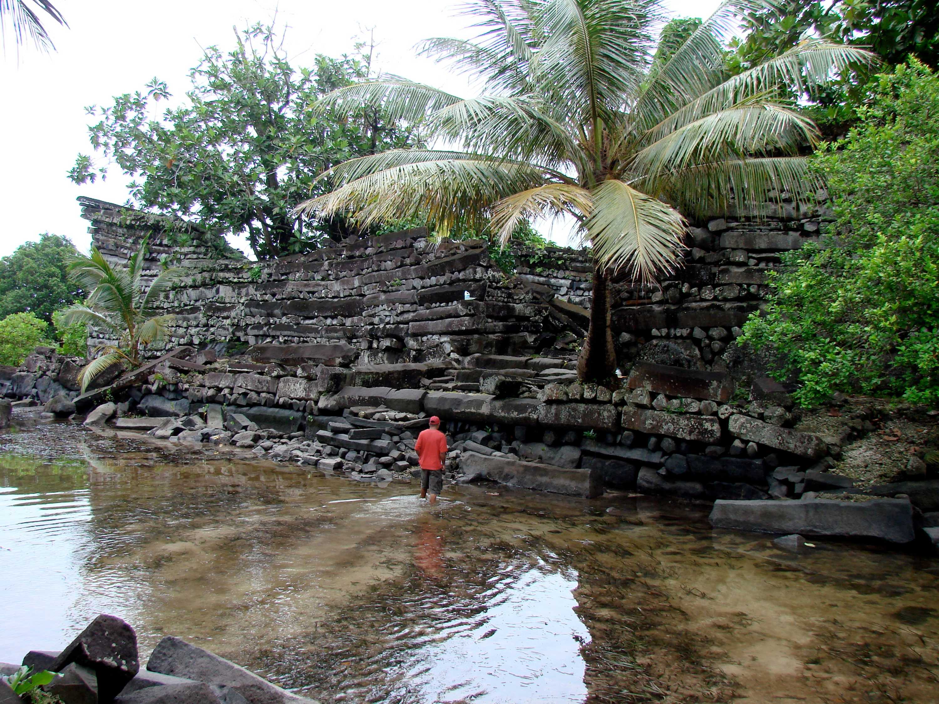 Ancient ruins in the Pacific 'would benefit from UNESCO World Heritage ...