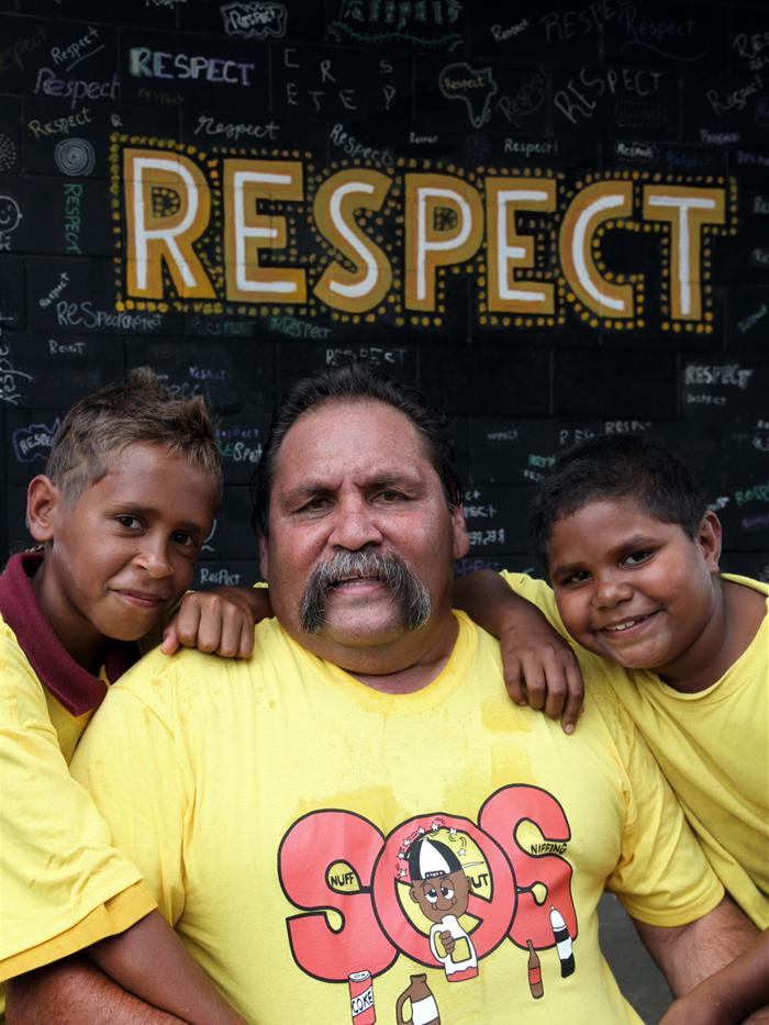 School to track down absent students - ABC News