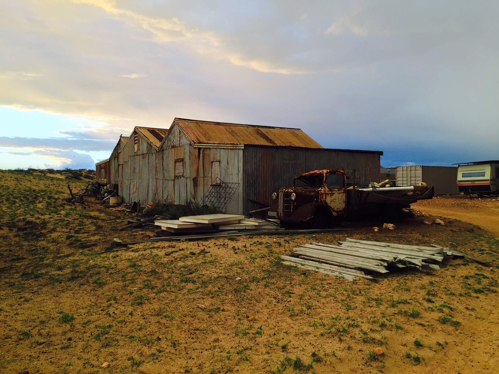 Tropical Cyclone Olwyn: Exmouth, Onslow on red alert as winds gusts ...