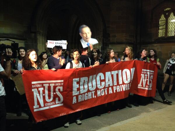 Student protests: Police clash with demonstrators at Liberal Party ...