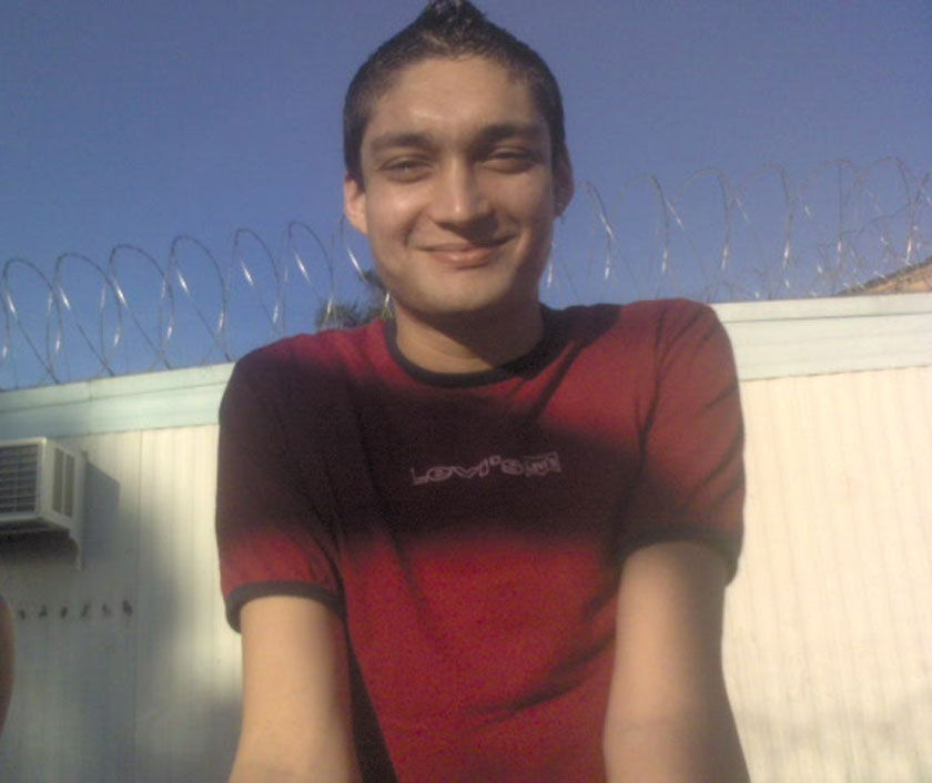 Villawood detainee sues Immigration Department - ABC News