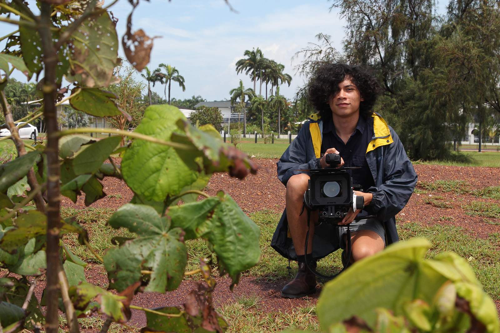 Teenager makes a feature film in secret and sells out local Darwin ...