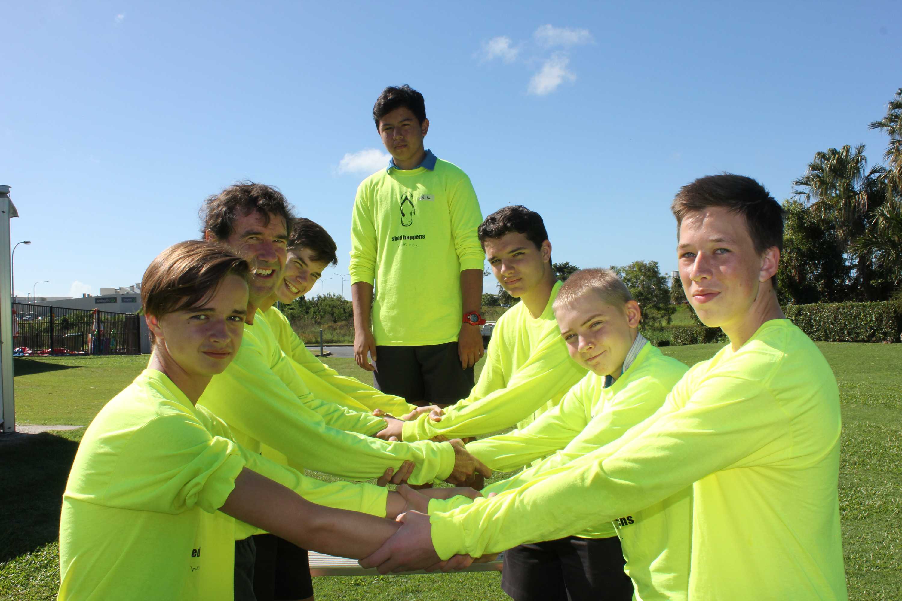 North Queensland senior men's group teaches 'man classes' to young men ...