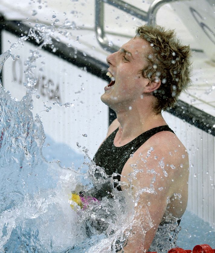 Cowdrey, Leek finish with world records - ABC News