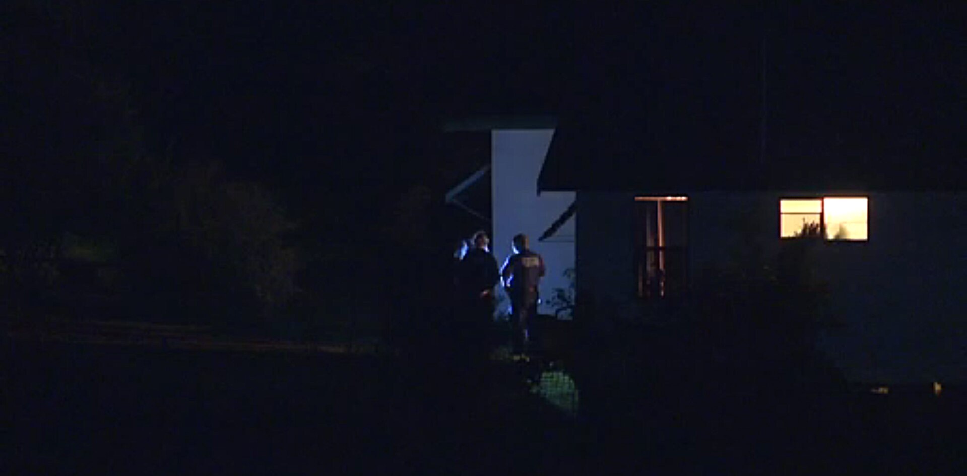 Great Barrier Reef coral cover decline shows 'ecosystem under stress ...