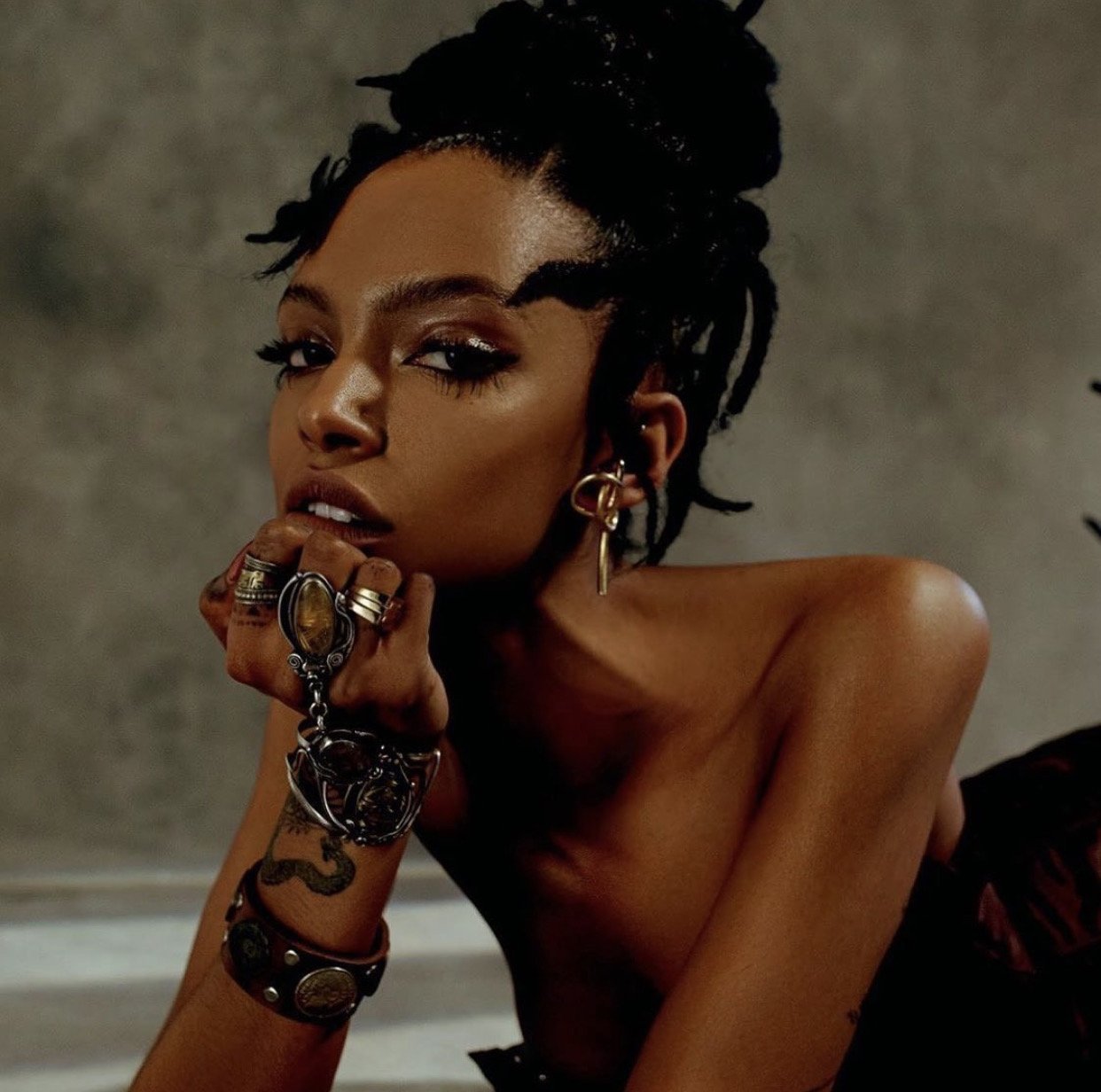 'Play' by London's Alewya is all about having fun - Double J