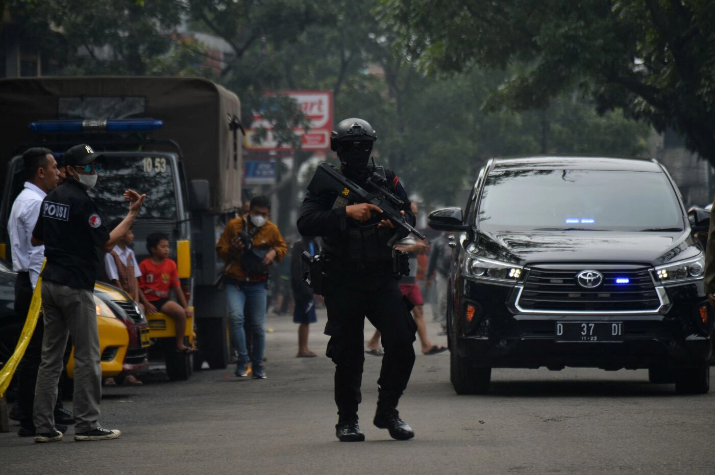 Indonesia police station blast kills one, injures several in suspected ...