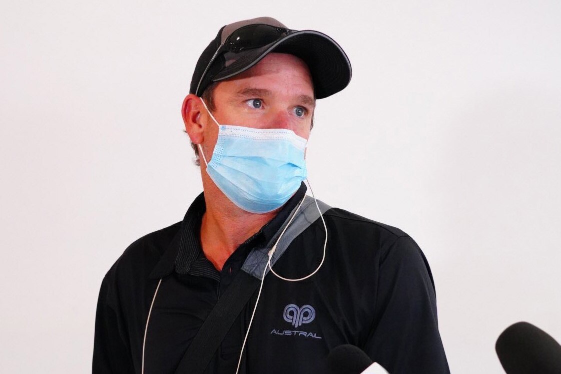 Frustrated travellers bear brunt of WA's swift change to COVID-19 border rules for Queensland ...