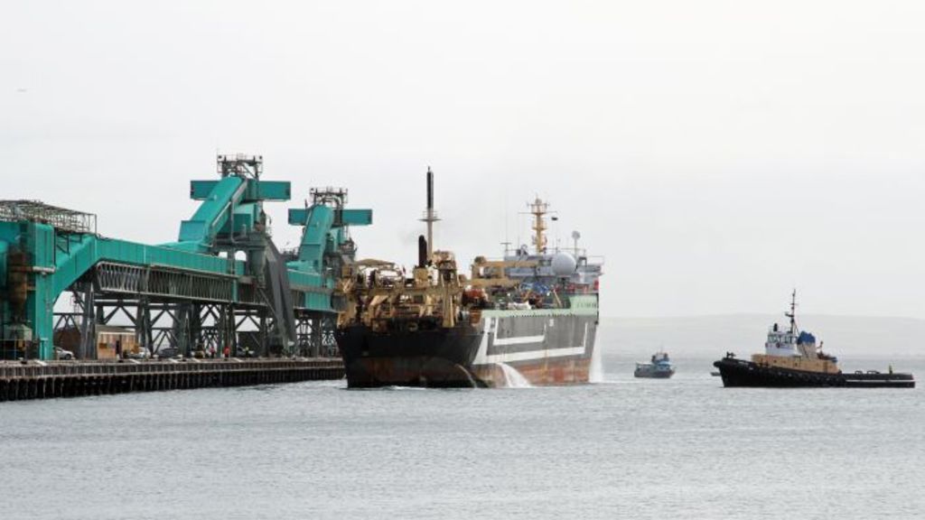 Super trawler arrives in Australia - ABC News