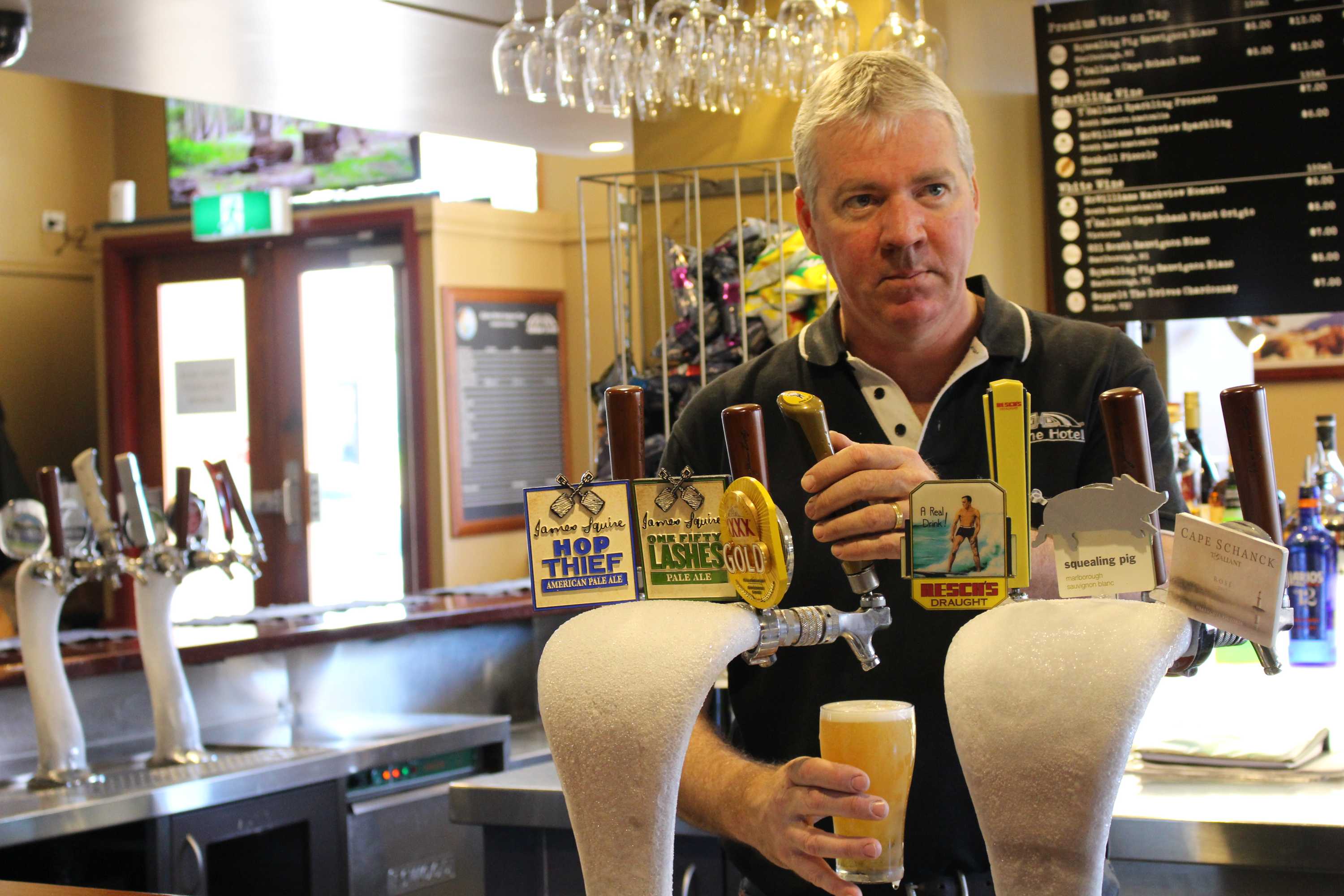 Pumped hydro: How does it work and what's the fuss? - ABC News