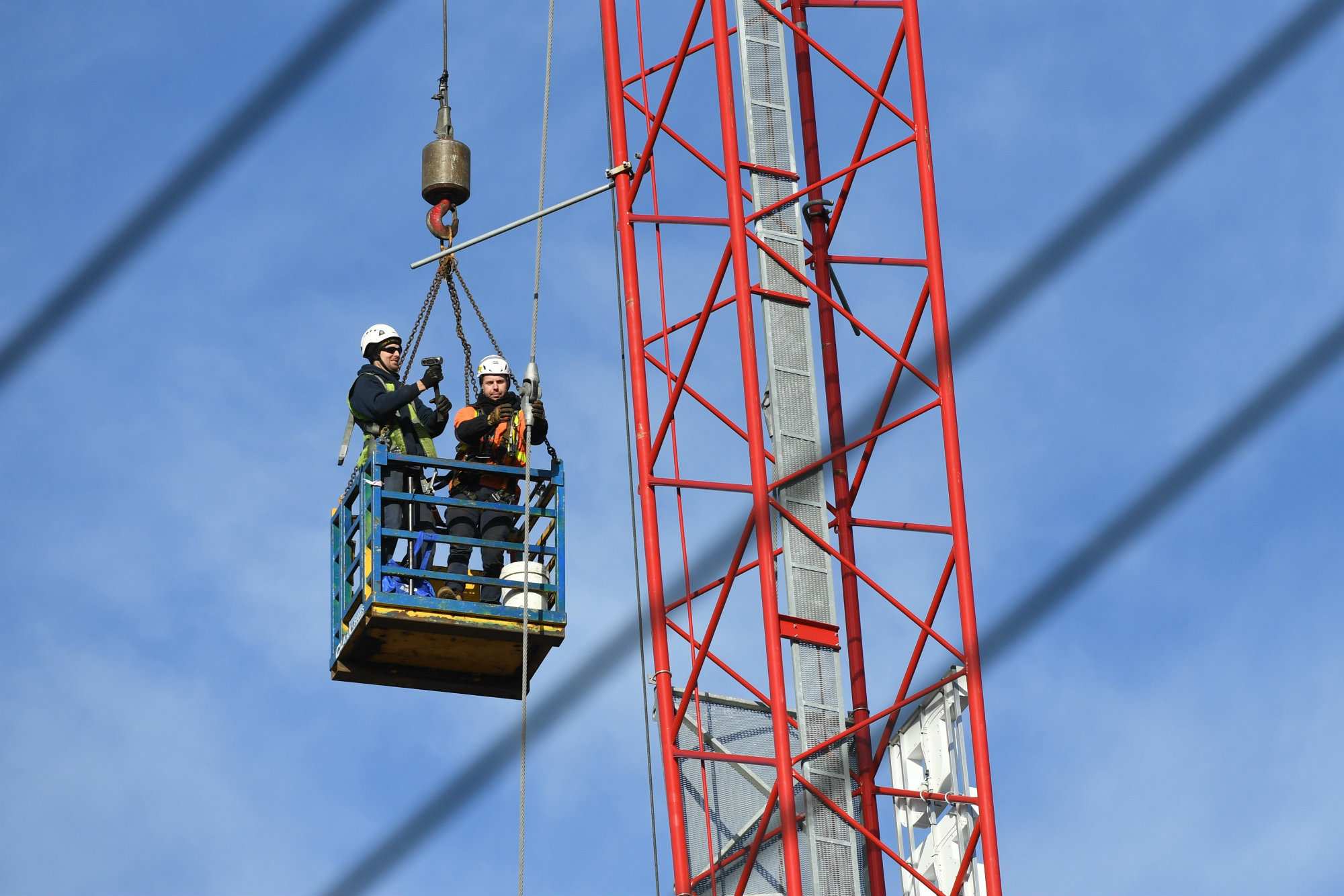 Work to dismantle crane damaged by strong winds in Melbourne continues ...
