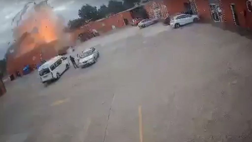 CCTV footage shows moment Turkish Kebab and Pizza restaurant explodes ...