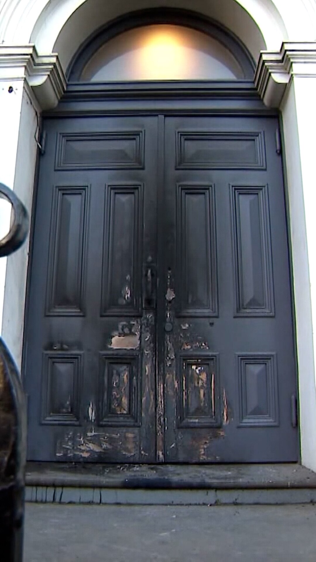 Man charged over Melbourne synagogue fire - ABC News