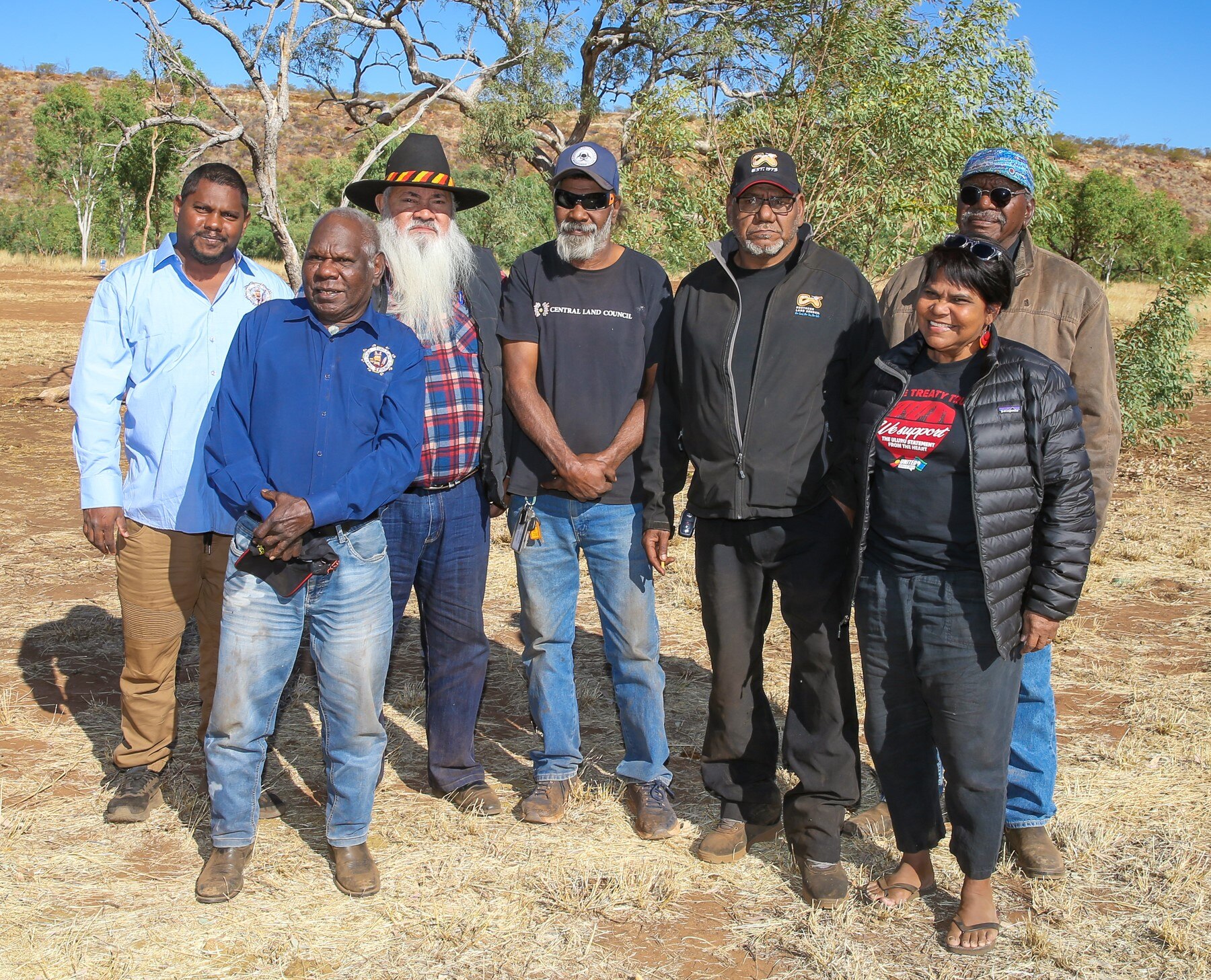 Northern Territory land councils meet to share support of Indigenous ...