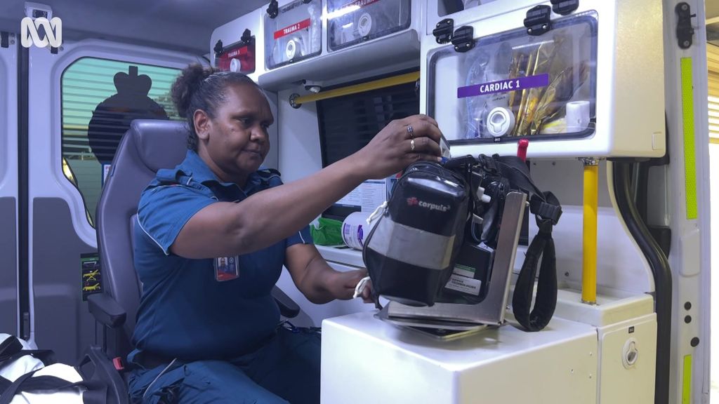 Indigenous ambos a success in the outback - ABC News
