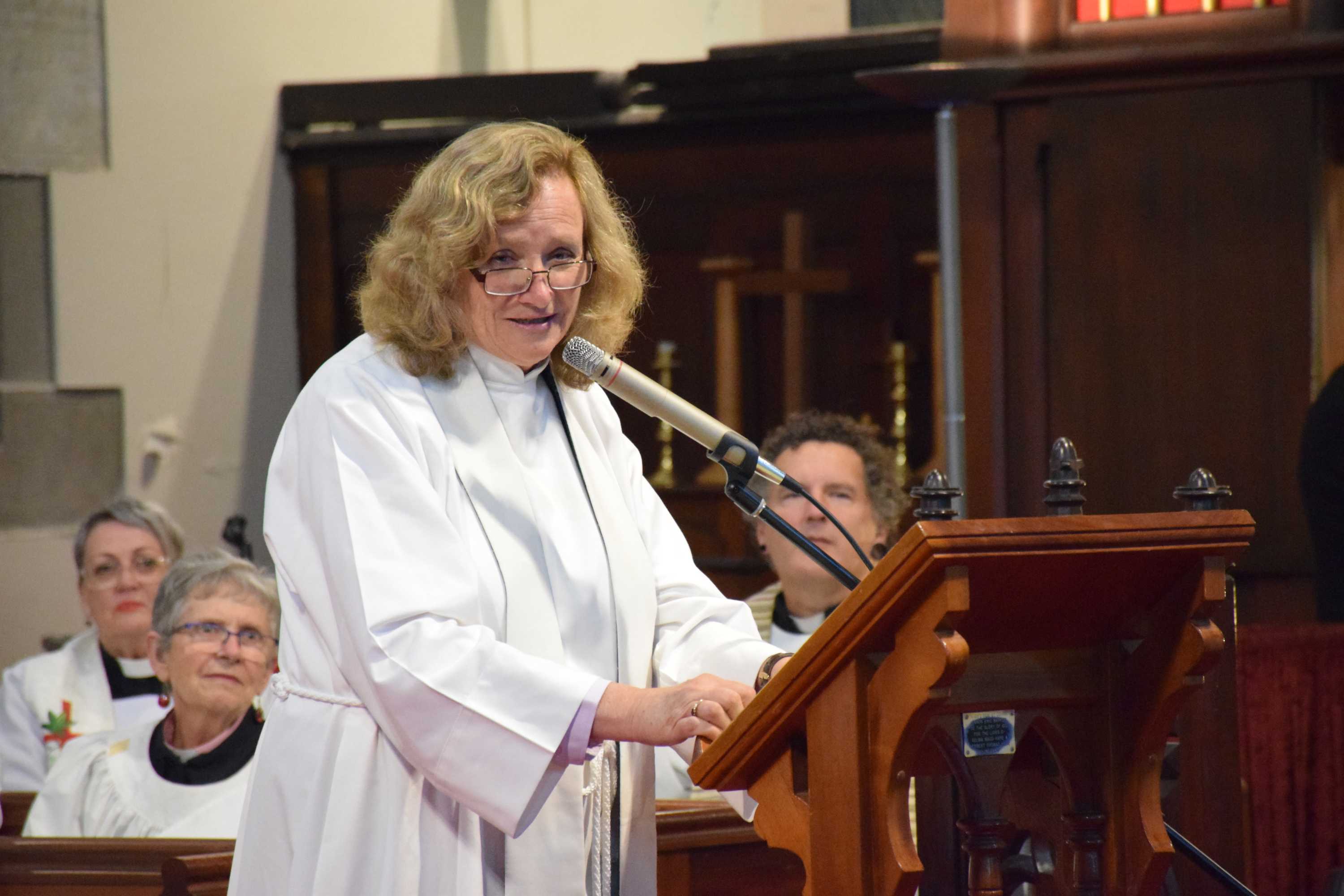 Not all Australian Anglican dioceses accept women as priests but ...