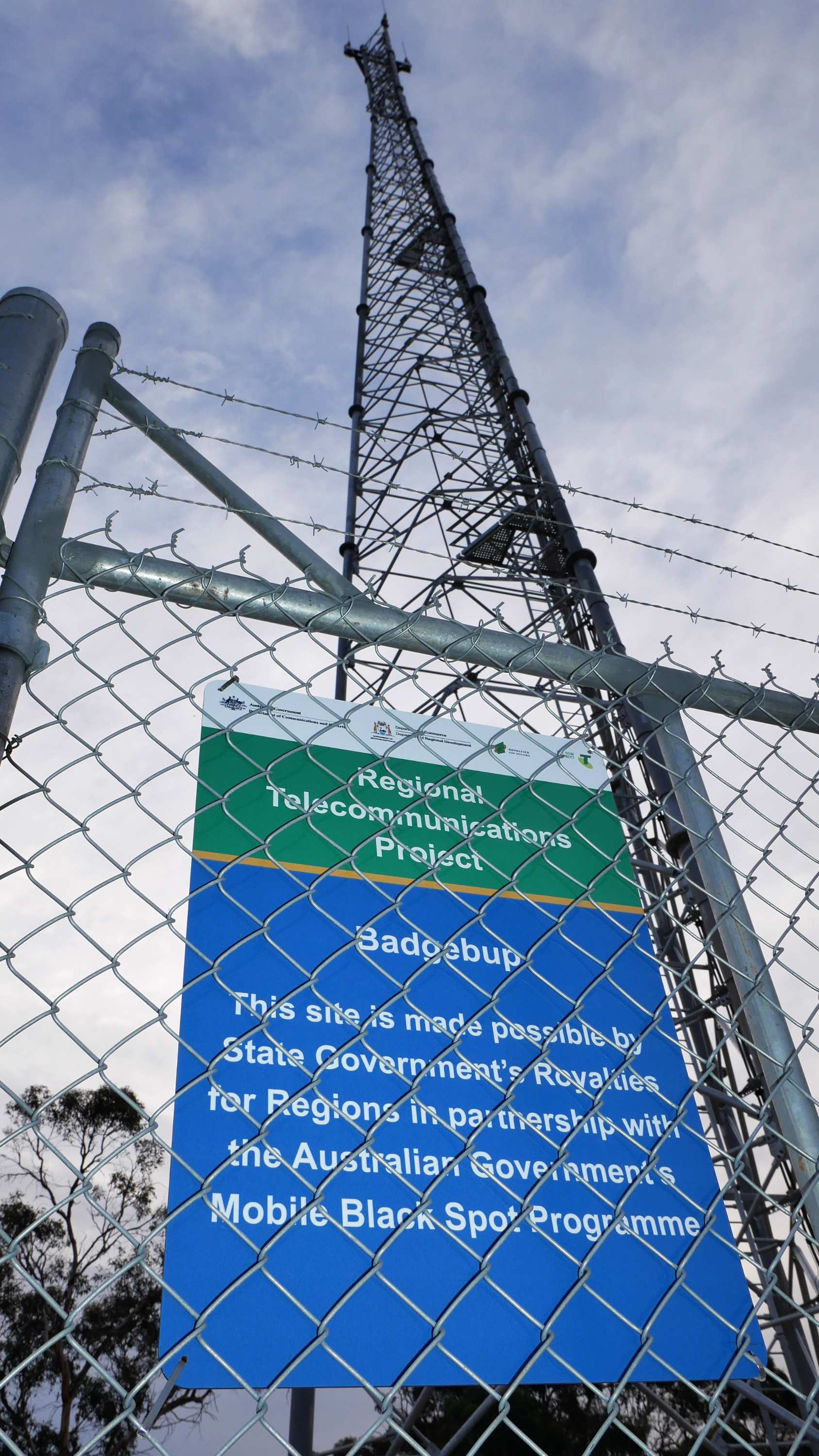 How's the mobile signal at your place? - ABC listen