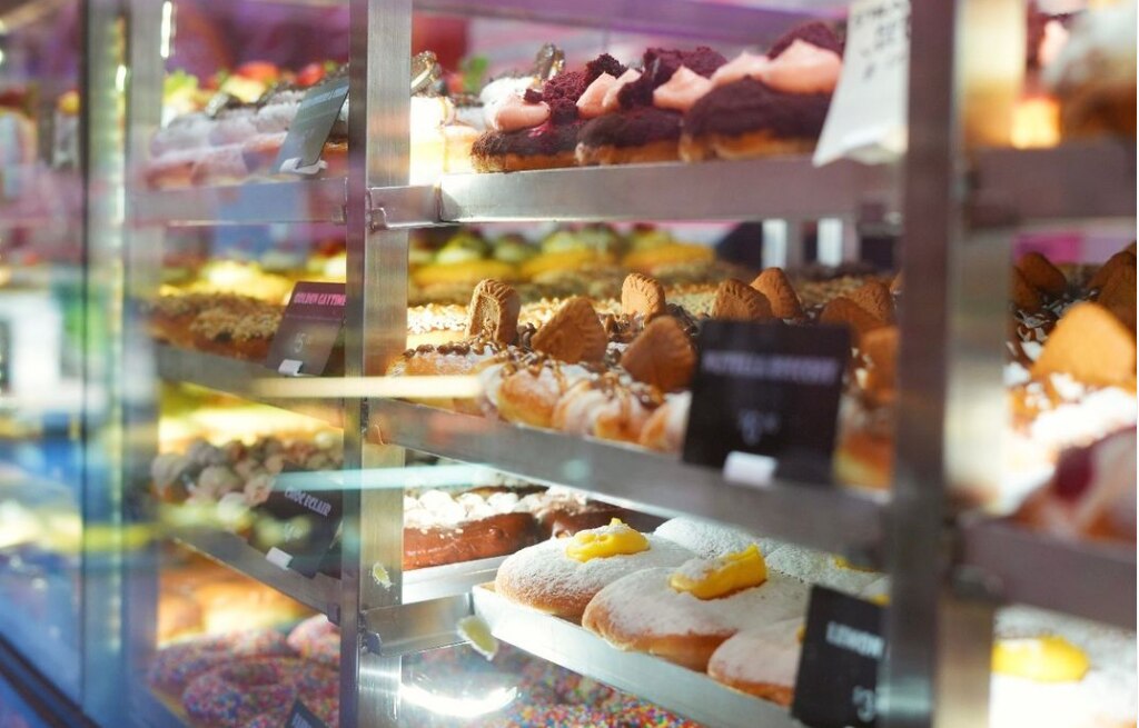 'Donut lady' and comedian Frida Deguise never fit the mould, so she ...