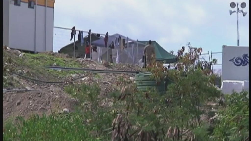 New eyewitness video emerges showing riots underway at Nauru detention ...