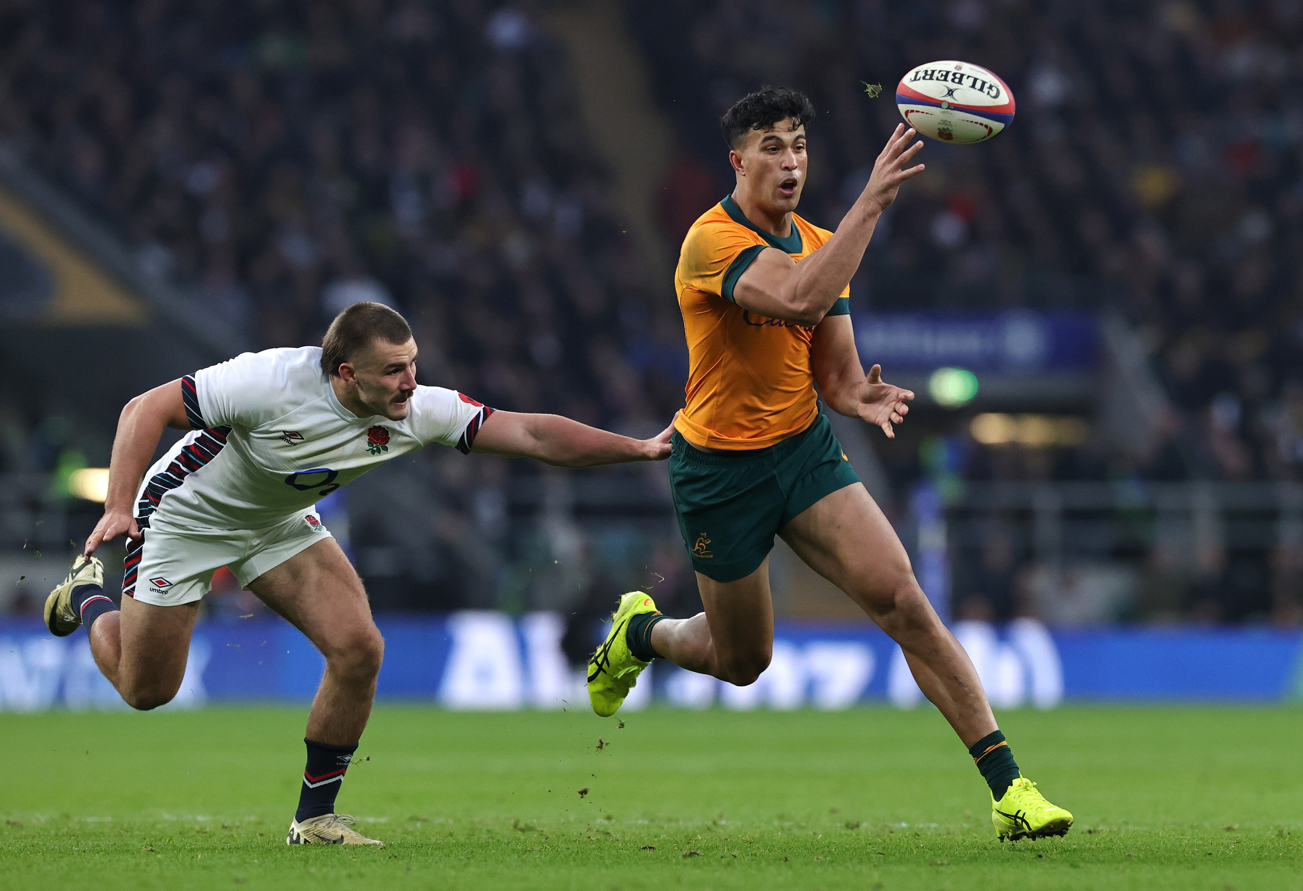 Wallabies stun England, win 42-37 in extraordindary Twickenham thriller ...