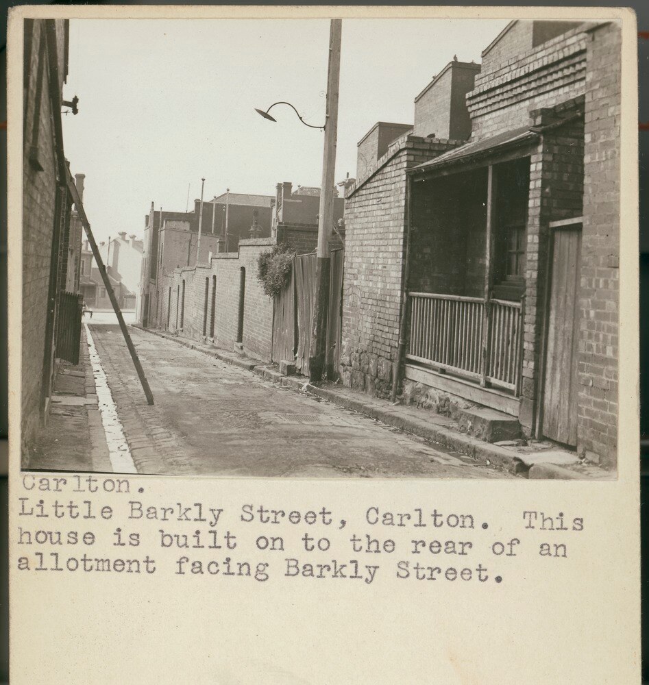 Melbourne gangster Squizzy Taylor died after a shootout in Carlton ...