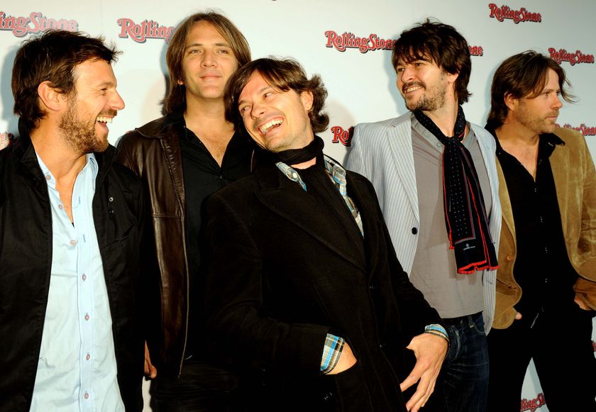 Powderfinger to grow mos for charity - ABC News