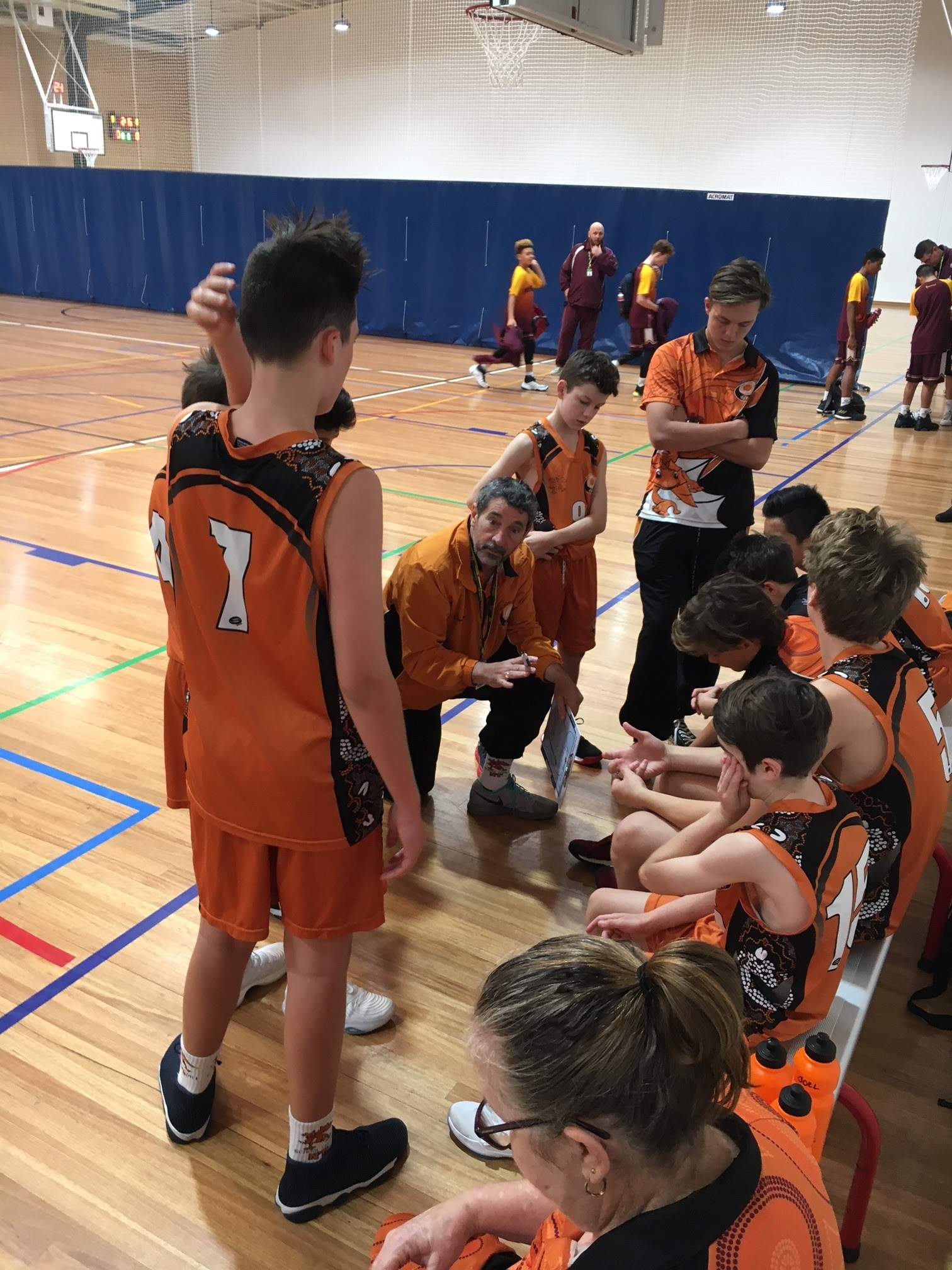 Silver medal for NT schoolboy’s basketball team - ABC listen
