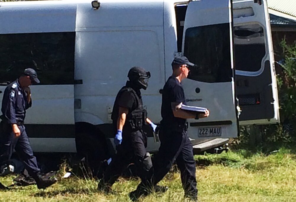 Police bomb squad blows up device thought to contain explosives at ...