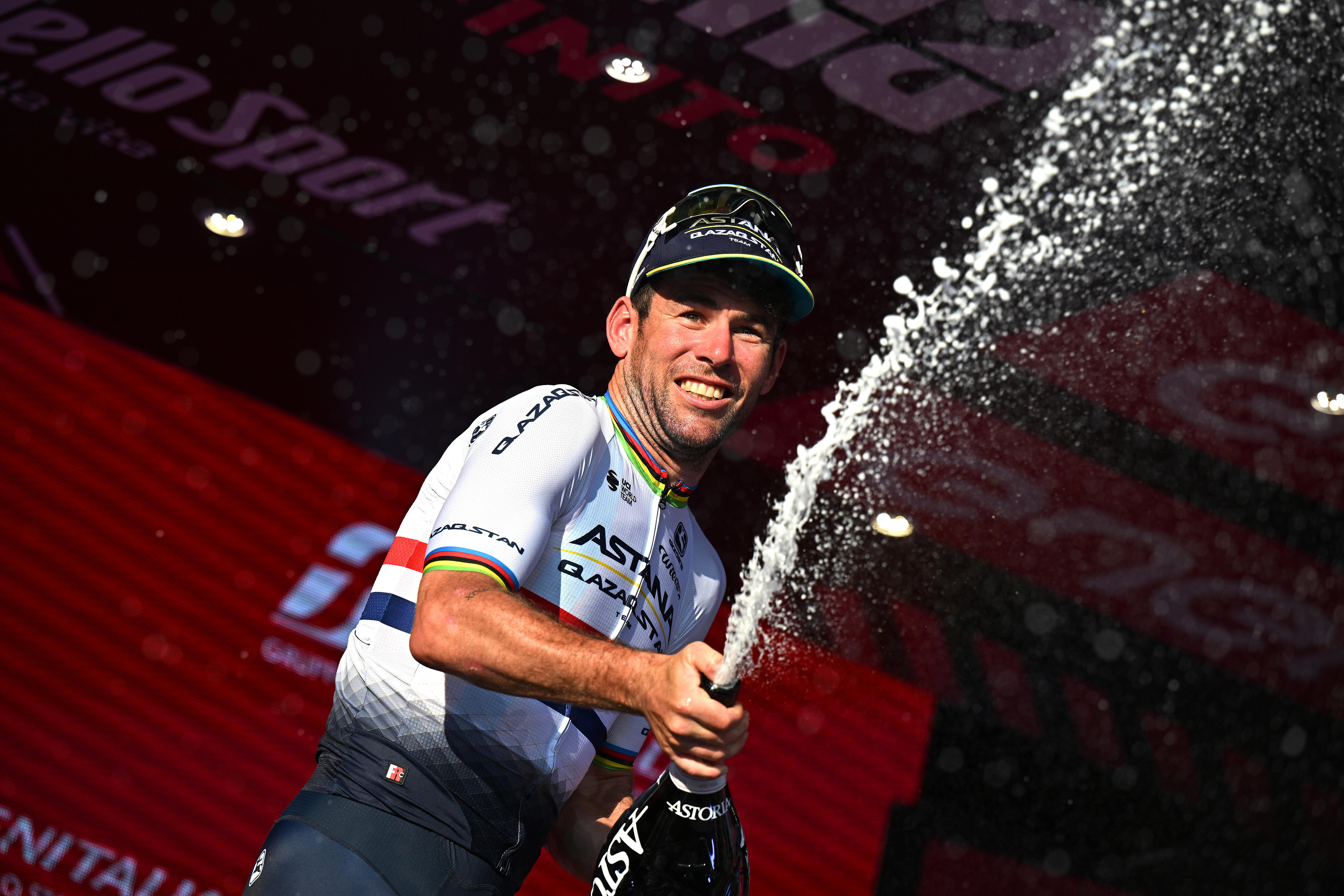 Tour de France great Mark Cavendish races for a record, as Tadej ...