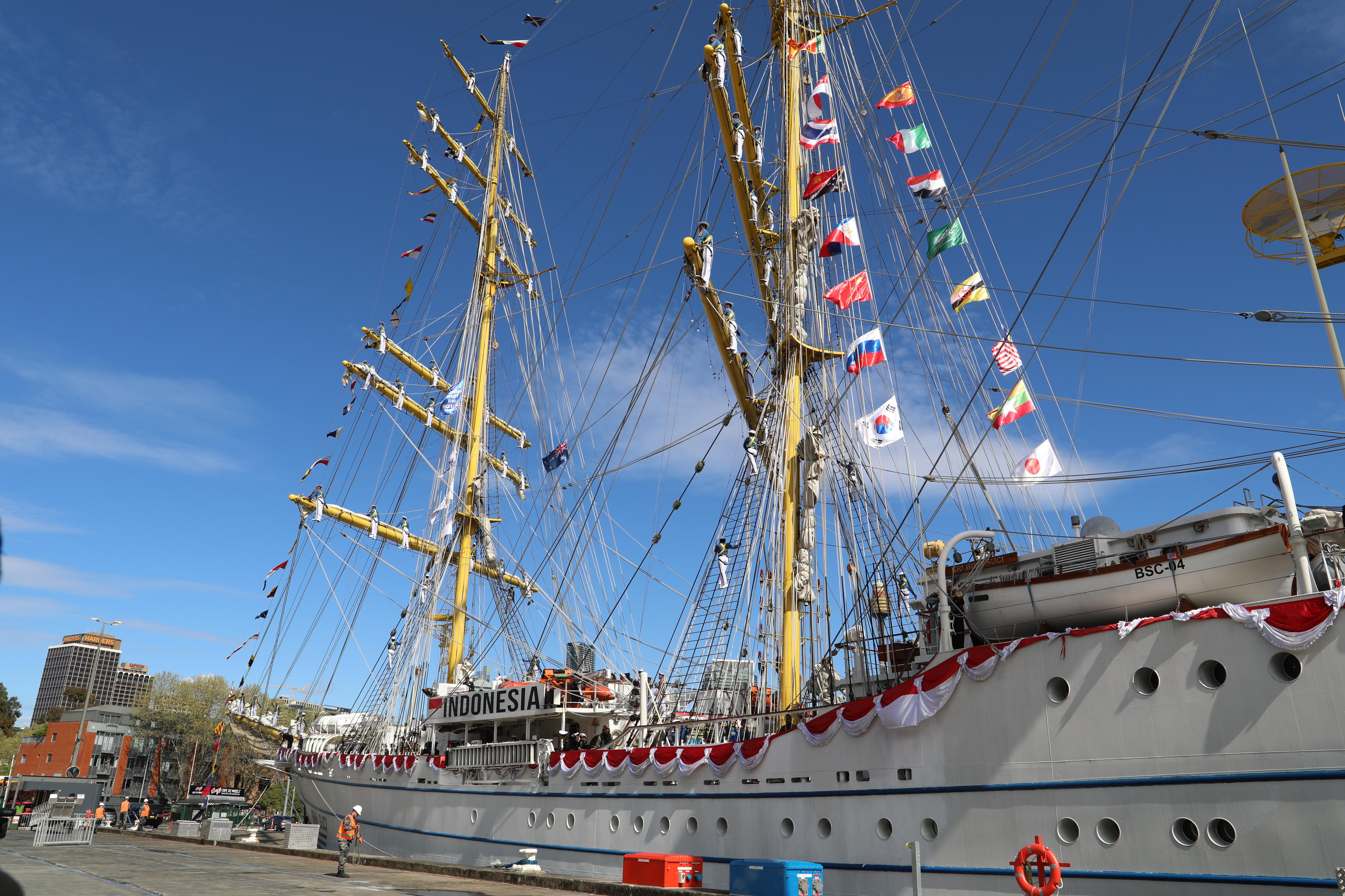 Kapal KRI Bima Suci Membuat Warga Indonesia di Sydney 'Kangen Ibu ...