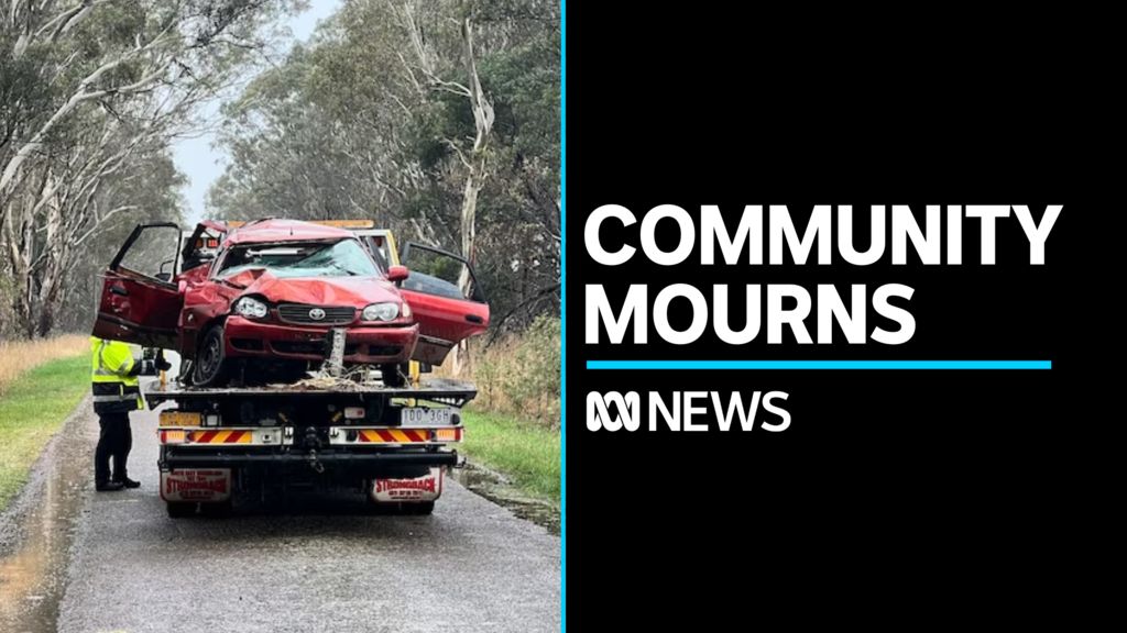 Community remembers four killed in car crash outside Hamilton - ABC News