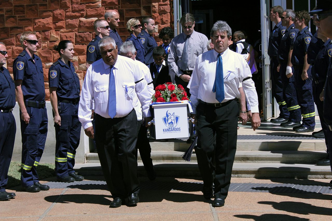 Death of firefighter stirs calls for health compo - ABC News