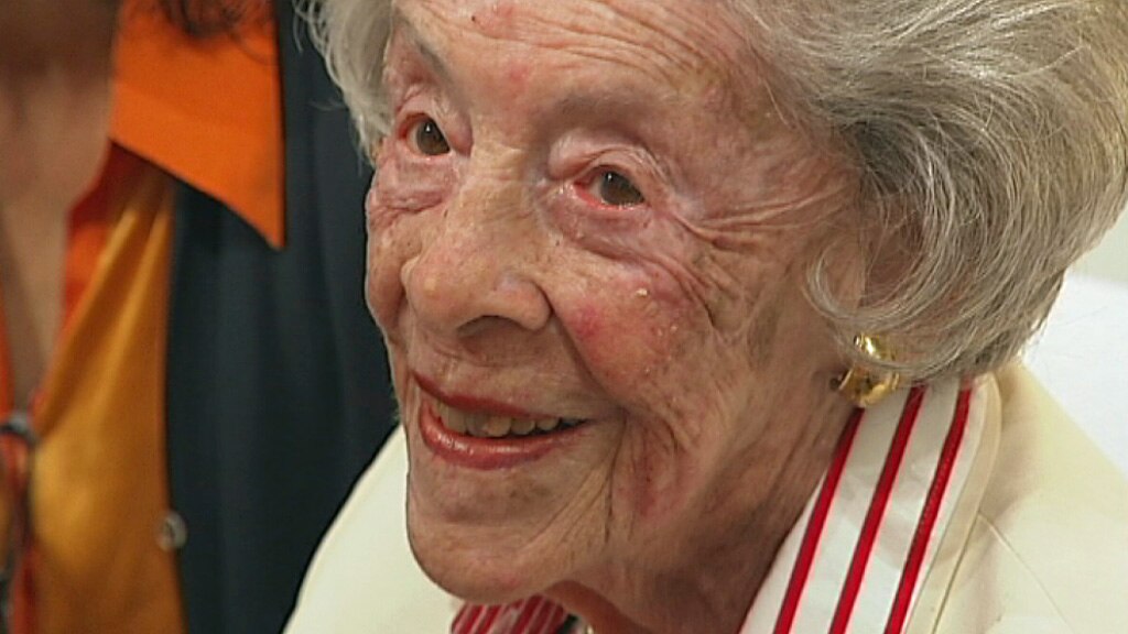 Acclaimed portrait painter Judy Cassab dies at Sydney home aged 95 ...