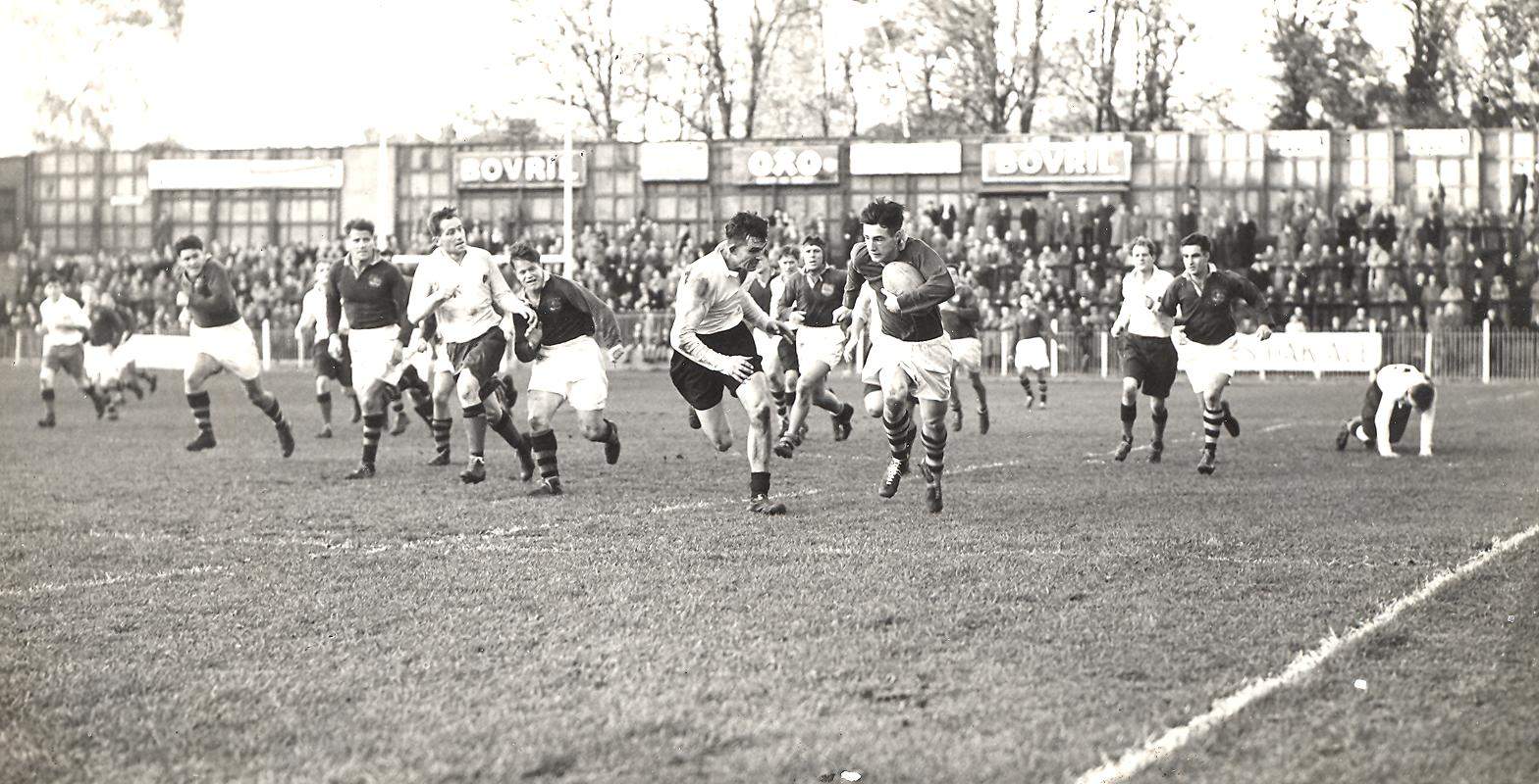 Newcastle rugby union great Cyril Burke immortalised in Hall of Fame ...