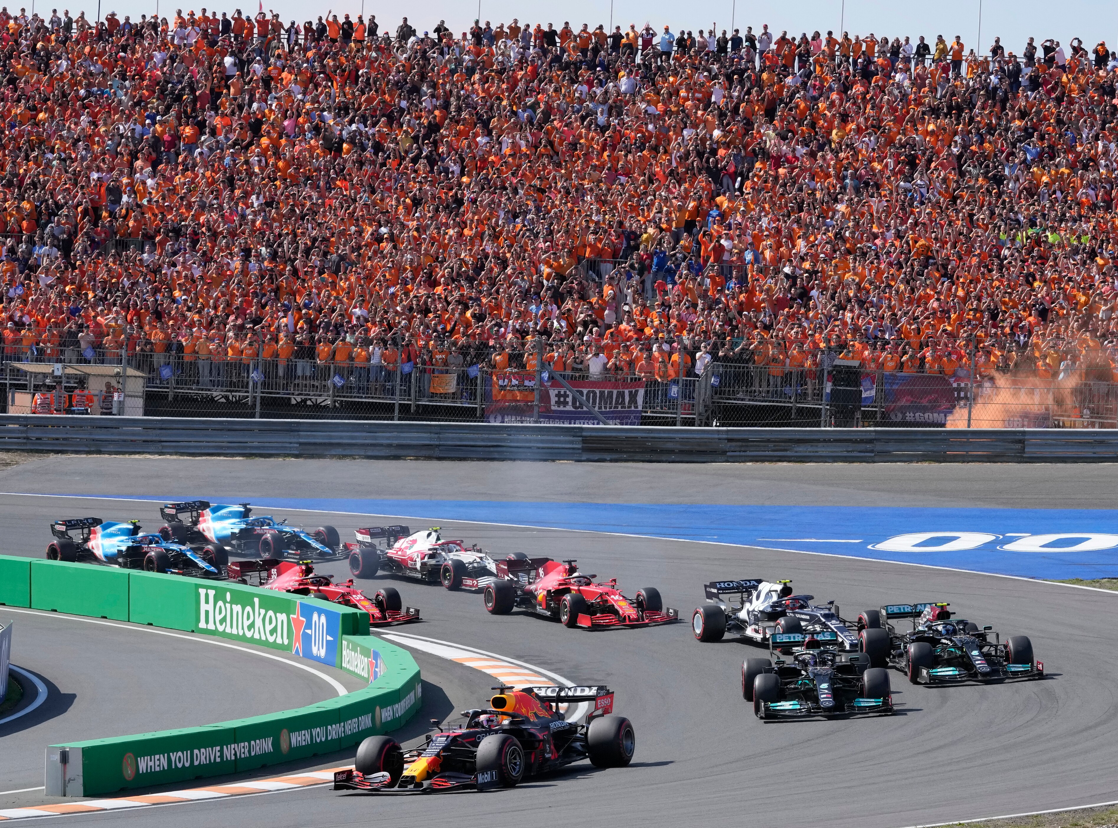 Max Verstappen wins F1 Dutch Grand Prix, Daniel Ricciardo 11th after ...