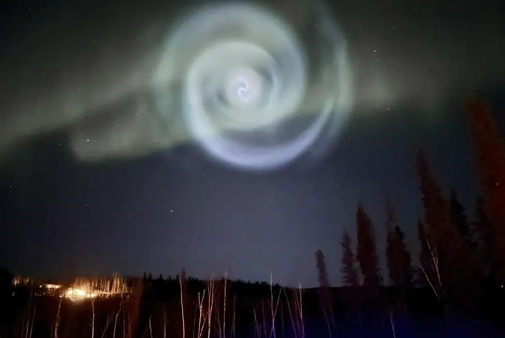 Glowing spiral in sky over Alaska caused by SpaceX rocket fuel - ABC News