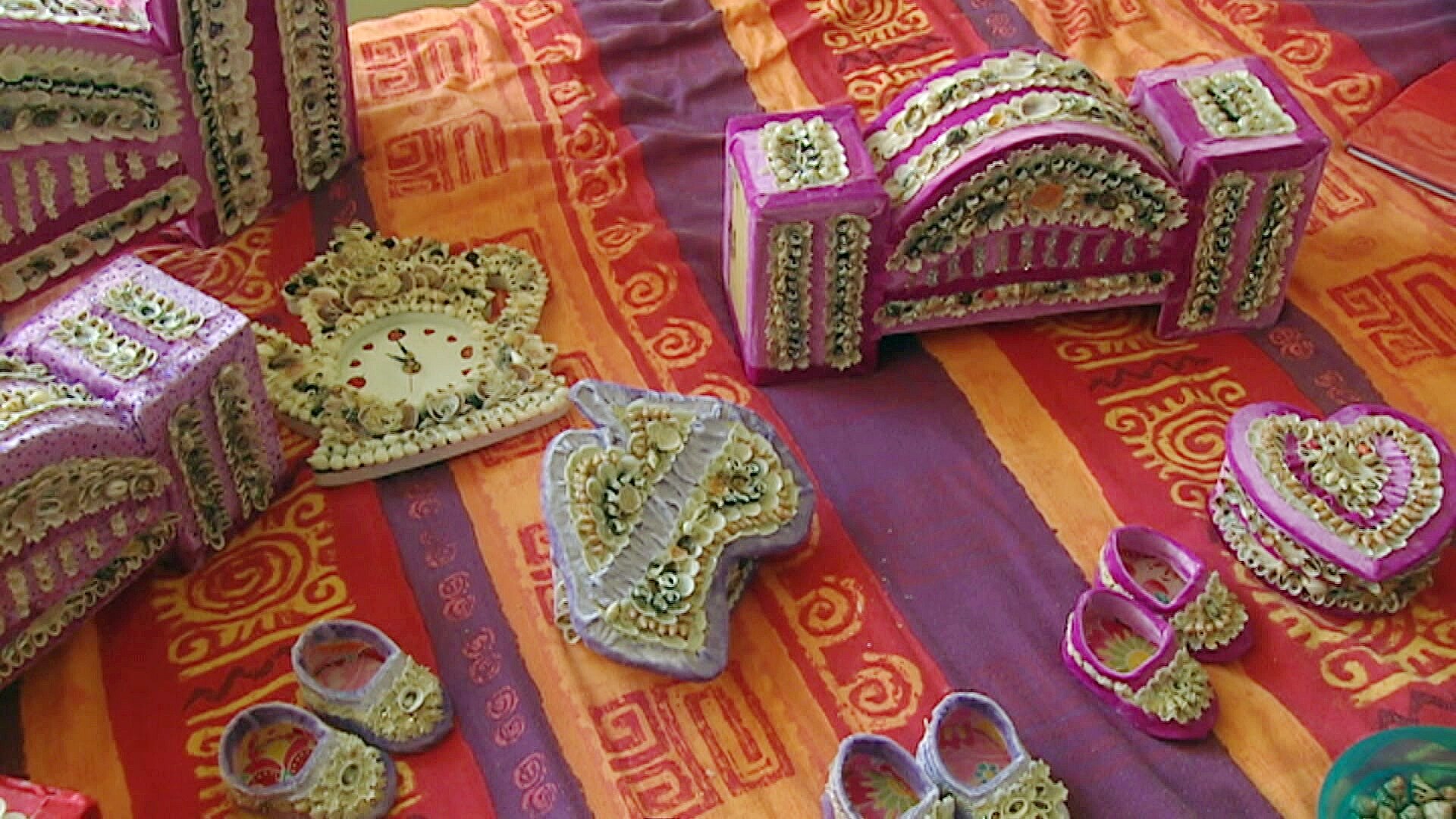 Renowned Indigenous artist and La Perouse elder Esme Timbery dies aged ...