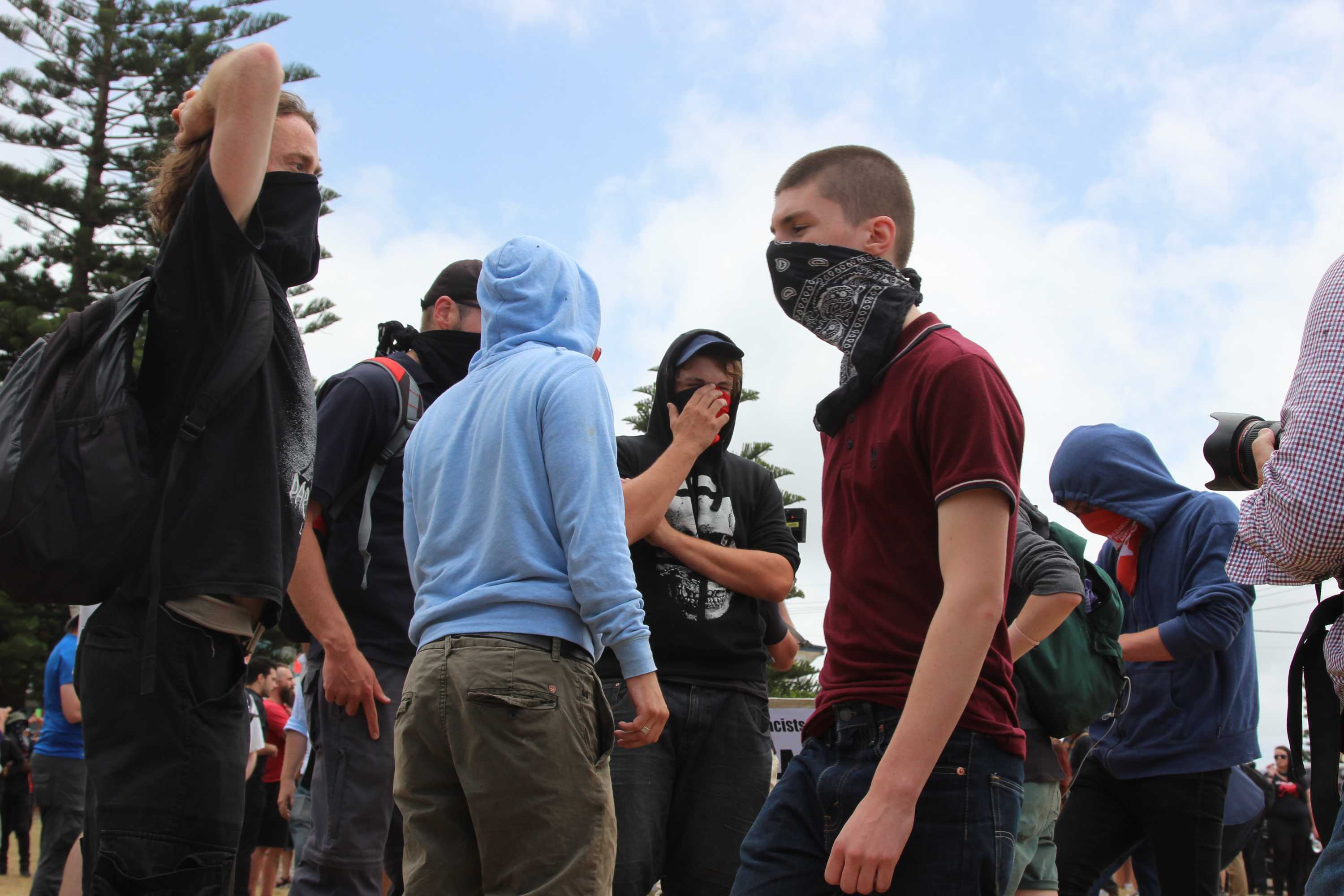 Behind the lines at Cronulla riots memorial protest - triple j