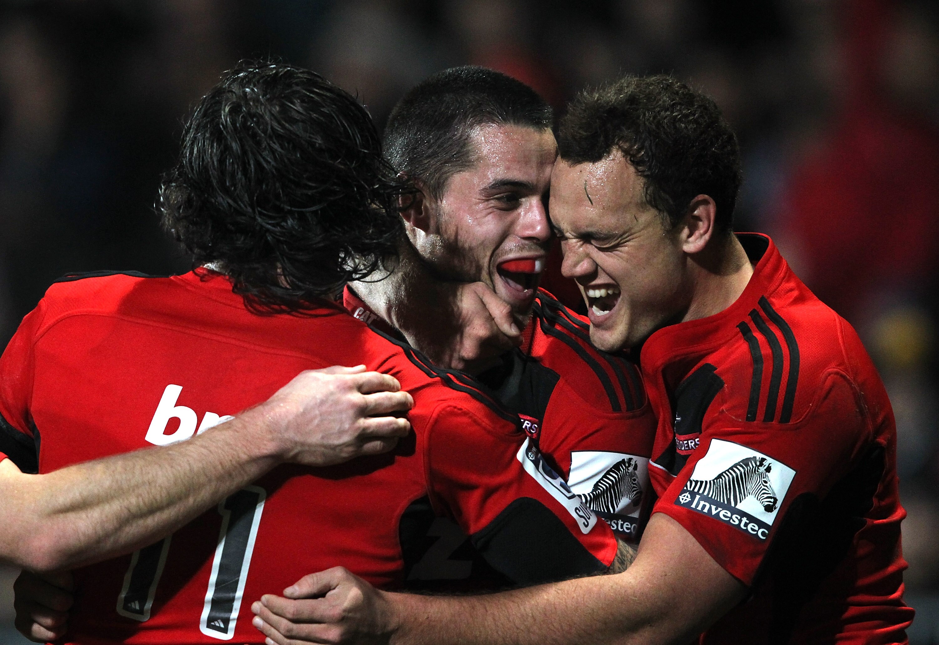 Crusaders in cruise control - ABC News