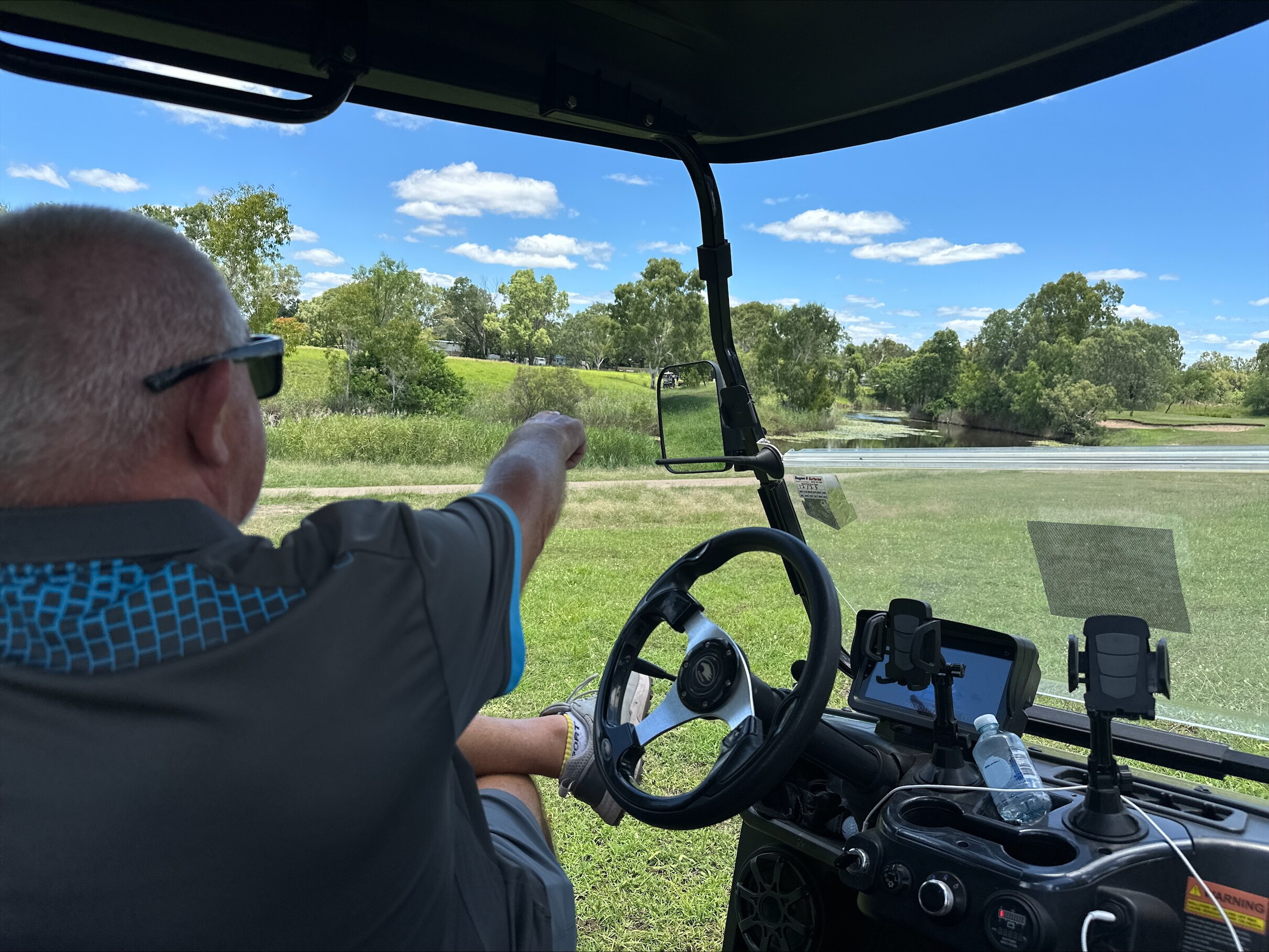 Hazardous crocodiles a popular attraction at North Rockhampton golf ...