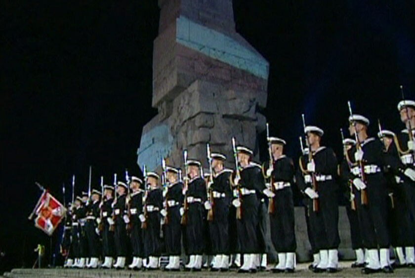 Service marks WWII evacuations - ABC News